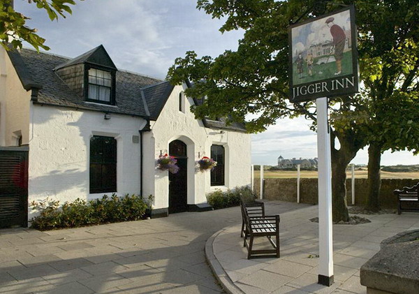 The Best Top 5 Pubs in St Andrews, Scotland | PerryGolf